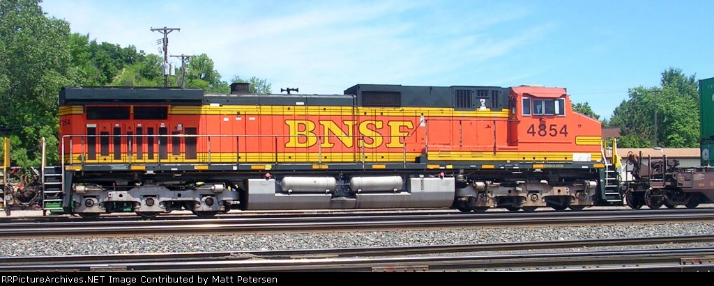 BNSF 4854